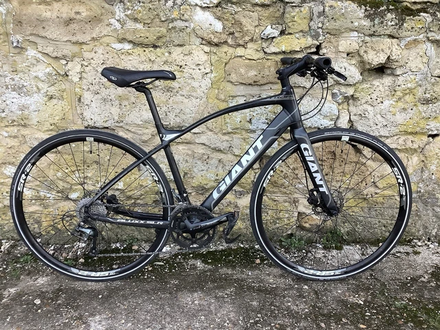 GIANT FASTROAD SLR 1 M Medium (5’7”-5’9”) - UK DELIVERY £420.00 ...