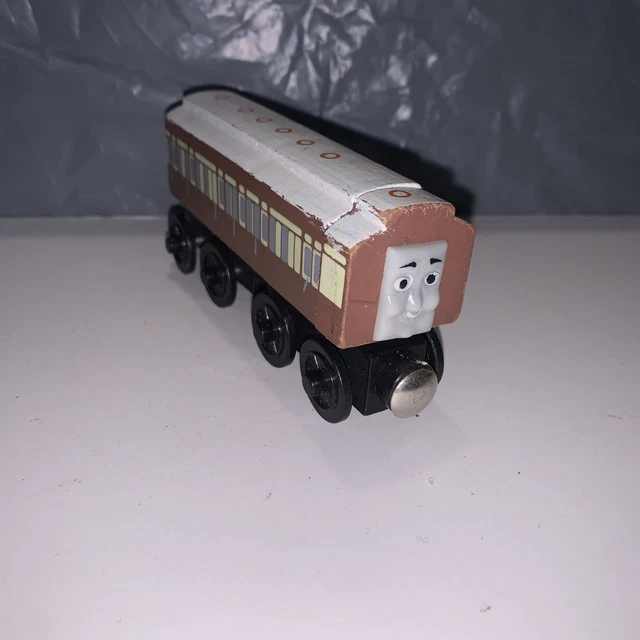 THOMAS TANK ENGINE wooden railway OLD SLOW COACH Train Brio compatible ...