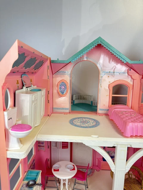 VTG BARBIE DELUXE Dream House Victorian 1995 #12709 Working Elevator ...
