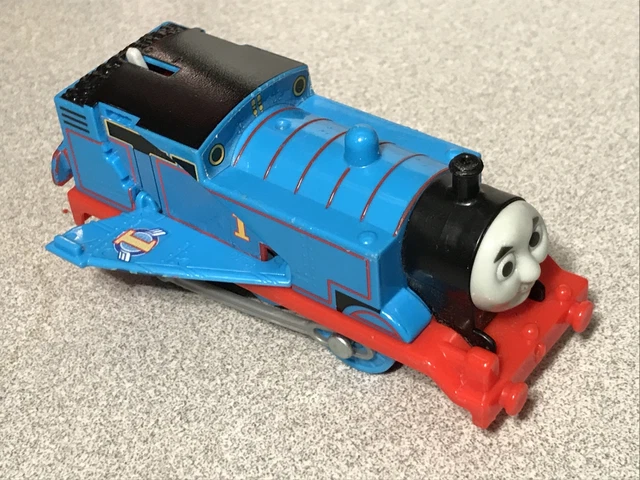 THOMAS & FRIENDS TrackMaster Winged Thomas Motorized Train Engine 2013 ...
