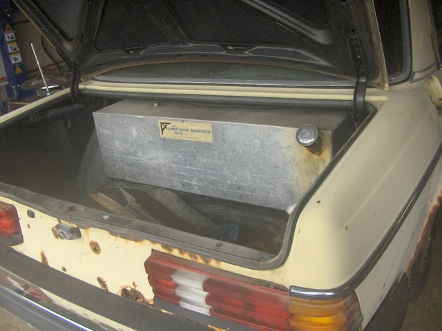 1978 MERCEDES-BENZ W123 extended range Diesel Fuel Tank 240D EUR 176,26 ...