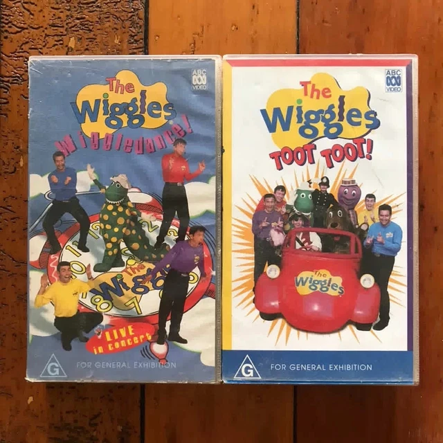 THE WIGGLES VINTAGE VHS 90s Nostalgia ABC kids Videos x 2 Wiggledance ...