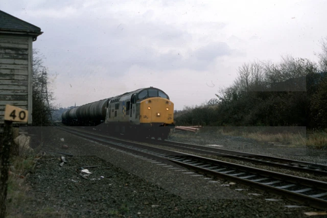 ORIGINAL 35MM SLIDE - Class 37/7 'Petroleum' 37706 - Ravensthorpe ...
