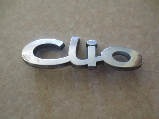 ORIGINAL RENAULT CLIO car badge $30.00 - PicClick AU