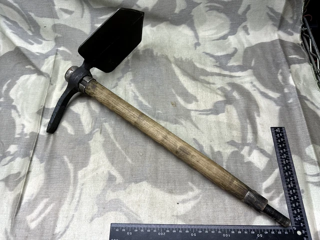 ORIGINAL WW2 BRITISH Army Entreching Tool Helve Set - 1944 & 1941 Dated ...