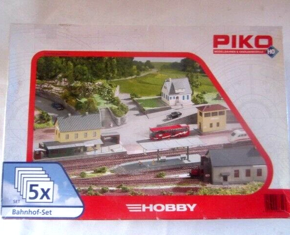 KIT PIKO GARE gare, quai, hangar de locomotives, enclenchement, maison ...