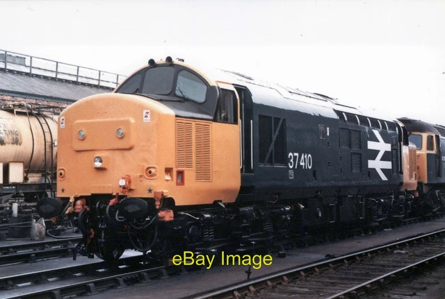 PHOTO RAILWAY 6X4 Class 37 37410 ex works at Crewe 29/9/1985 £2.00 ...
