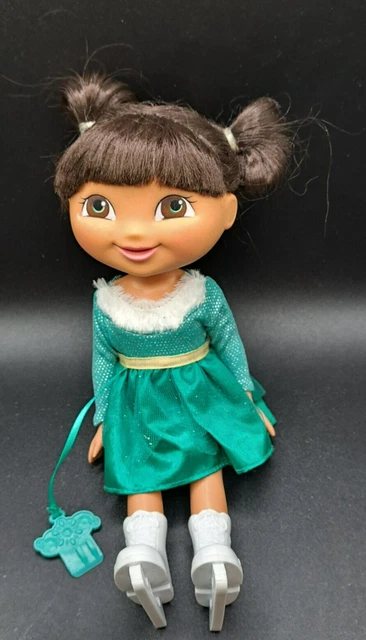 DORA THE EXPLORER Skate And Spin Dora & Boots Roller Skating Friends ...