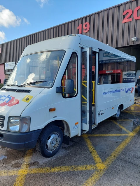 Minibuses/Buses/Coaches, Commercial Vehicles, Cars, Motorcycles ...