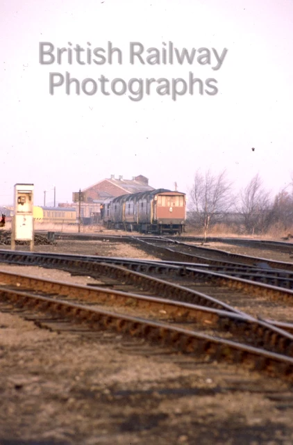 35MM SLIDE BR British Railways 31324 55004 11 & 18 Class 55 Deltic at ...