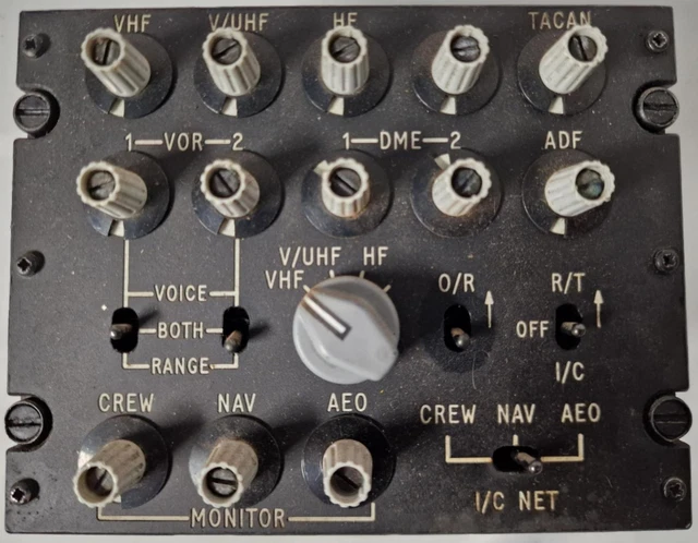 RAF AIRCRAFT STATION Box B6923/1 Aviation Art Upcycle Props £49.00 ...