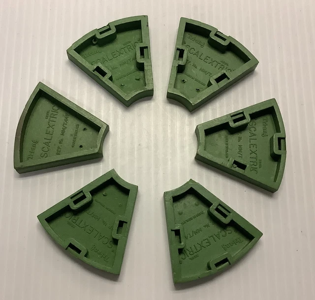 6 X SCALEXTRIC Tri-ang 1960s T44 GREEN RUBBER INNER CURVE INNER BORDERS ...