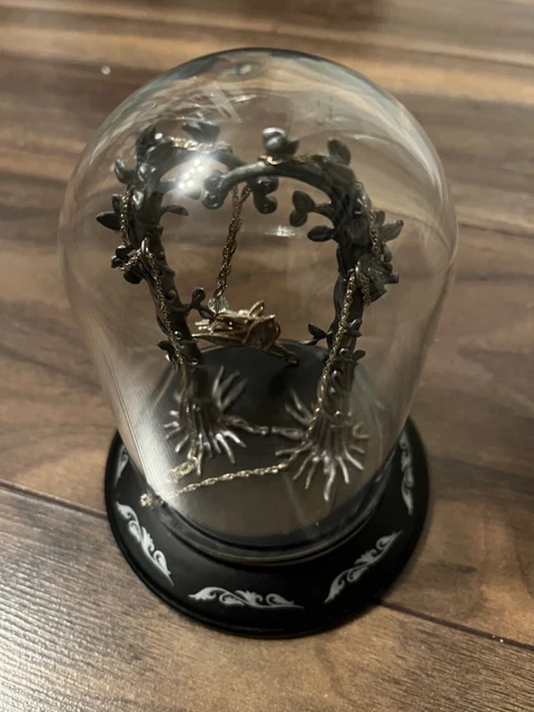 NOBLE COLLECTION LORD of the rings Arwen 'evenstar' pendant and glass ...