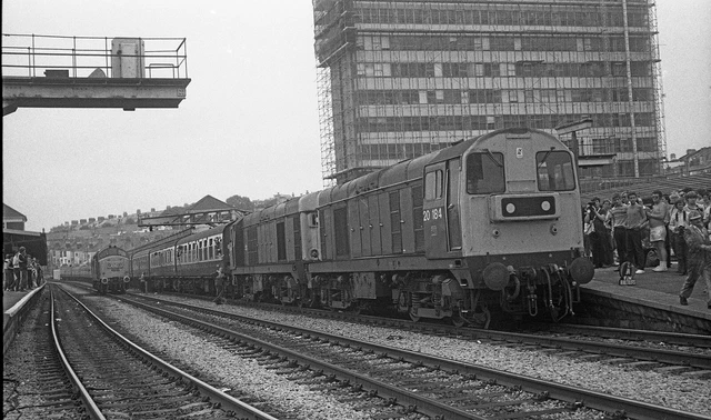 ORIG. 35MM RAILWAY Negative Class 20s 20169 20184 Plymouth 8/7/1984 ...