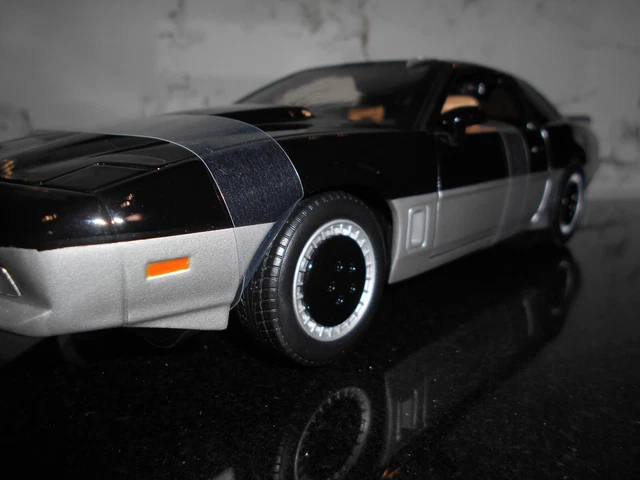 SCANNER DE TRAVAIL KNIGHT RIDER K.A.R.R VHTF échelle 1:18 2005 JOYRIDE ...