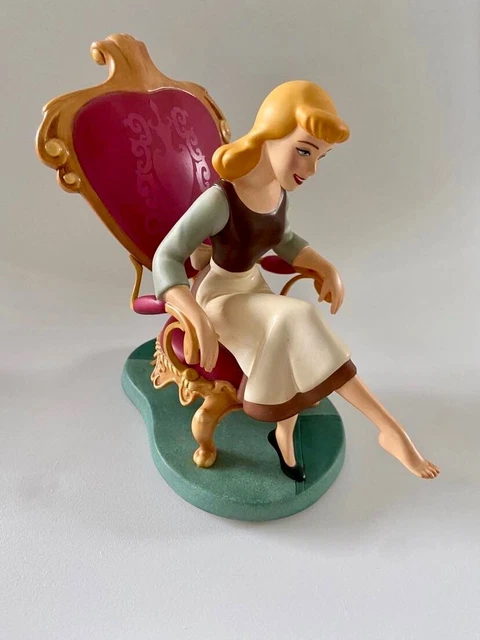WDCC WALT DISNEY Classics Collection - Cinderella ‘Fit for a Princess ...