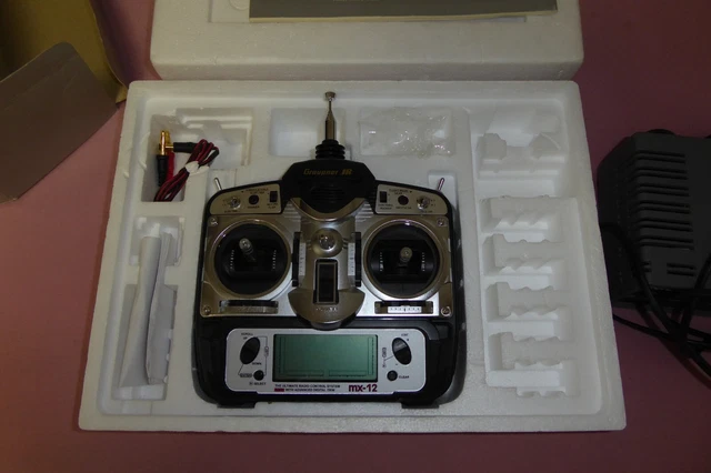 GRAUPNER RADIO-CONTROL SYSTEM MX-12 35MHz mit Ladenetzteil EUR 19,99 ...