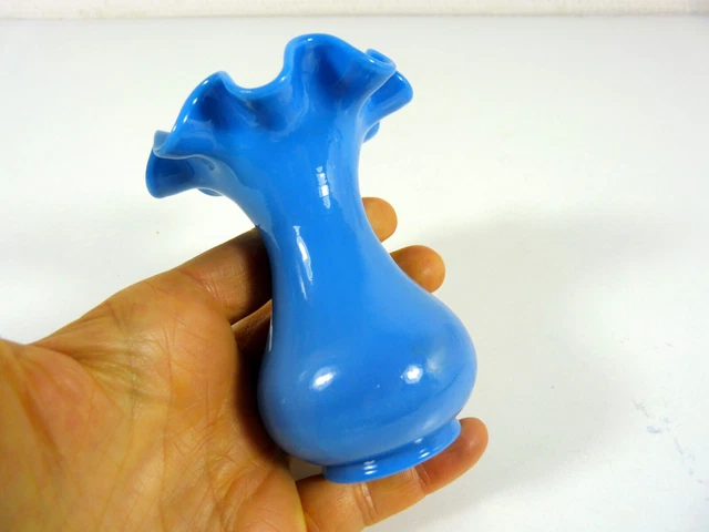 PETIT VASE OPALINE de foire Portieux Vallery Stahl bleu pas signé H - 9 ...