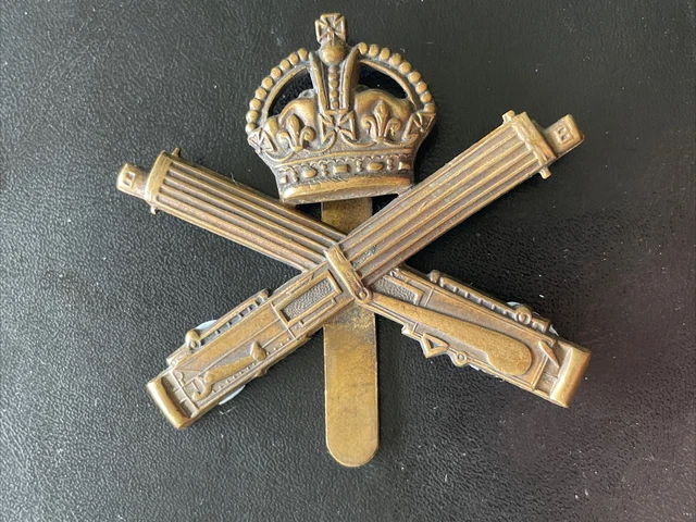 ORIGINAL BRITISH ARMY WWI Era Machine Gun Corps Brass Cap Badge EUR 34 ...