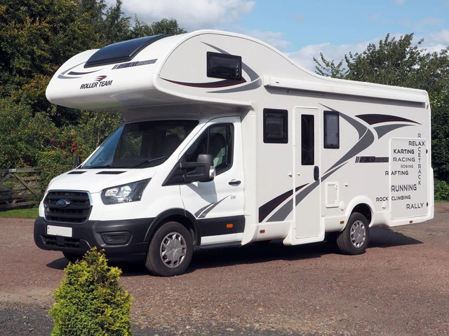 2022 AUTOMATIC ROLLERTEAM Zefiro Sports Edition 4 berth motorhome £ ...