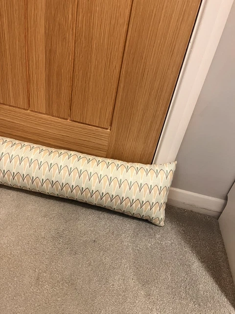 DRAUGHT EXCLUDER - Home Insulation From The Cold Winter - Save On ...