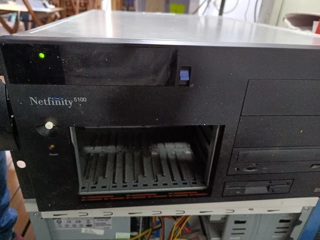 IBM NETFINITY 5100 2x Xeon Pentium Iii EUR 250,00 - PicClick ES