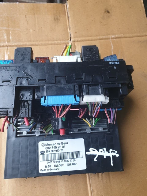 MERCEDES C CLASS W203 front fuse box SAM unit A2035453001 £70.00 ...