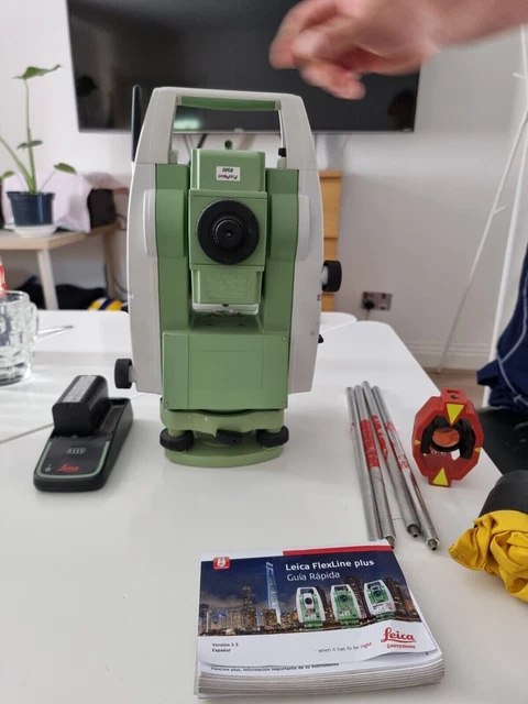LEICA TS09 PLUS 1 R500 Total Station £3,800.00 - PicClick UK