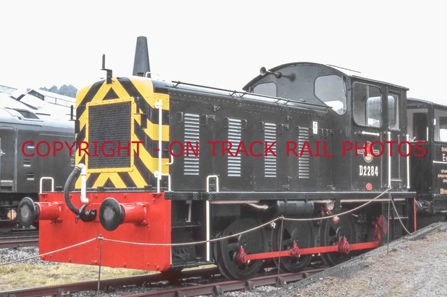 UK RAILWAY PHOTOGRAPH Of Class 04 Shunter D2284. Rm04-05 £1.70 ...