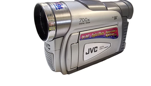 JVC GR-D20EK MINI DV Digital Video Camera Camcorder Silver 16 x Optical Zoom £20.00 - PicClick UK