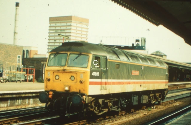 35MM SLIDE BRITISH Rail Br Diesel Class 47 - 47825 At Reading September ...