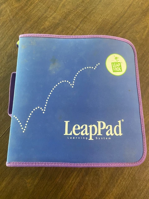 LEAPFROG LEAPPAD LEARNING System 8 Books & 8 Cartridges, 2 QuantumPad ...