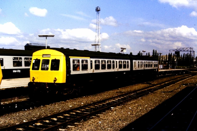 ORIGINAL 35MM SLIDE, class 101 Metro-Cammell 2-car DMU @ Doncaster 1985 ...