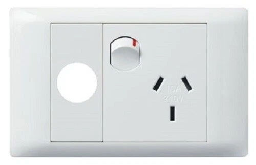 LEGRAND COMMON PLATE SINGLE POWERPOINT 10A With Extra Hole, Horizontal ...