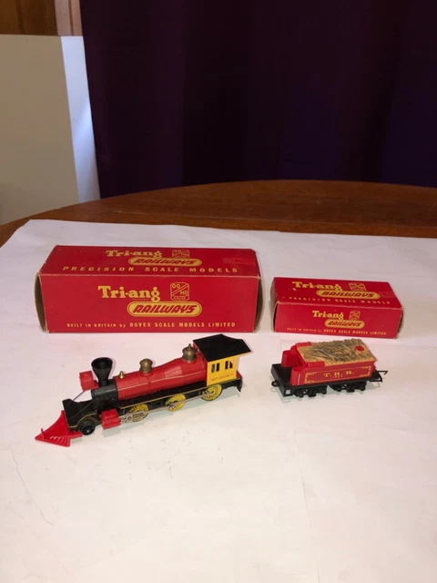 LOCOMOTIVE HO TRIANG. Davy Crockett R.3585. Tender T.R.R 1863. R.233 ...