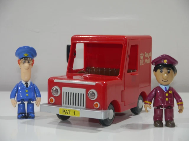 POSTMAN PAT TOYS Large Friction RM Van Pat & Aj Train Driver Figures ...