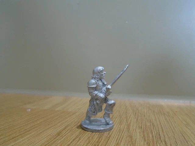 METAL MAGIC HOBBY PRODUCTS C1001o V1 Fighter w two handed sword fantasy ...