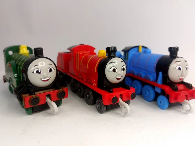THOMAS TAKE AND Play Push Along James, Gordon And Emily Trains £5.99 ...