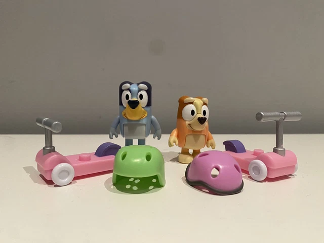 BLUEY & BINGO'S Scooter Fun Bluey And Friends Mini Playset Figures EUR ...