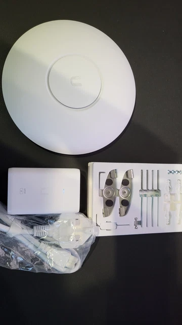 UBIQUITI NETWORKS UAP-AC-PRO UniFi WiFi Access Point AP & POE injector ...