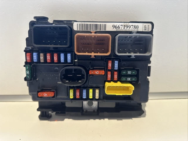 MODULE BSM BOÎTE à Fusibles Citroën Peugeot 9667199780 r09 £81.60 ...