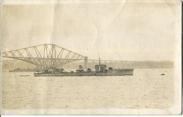 HMS TRISTRAM? 1916 Royal Navy WWI destroyer Admiralty Modified R-class ...