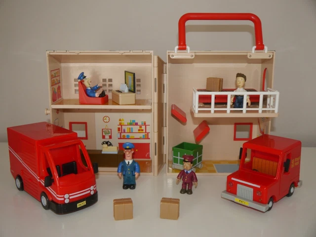 POSTMAN PAT BUNDLE Pencaster Sorting/Post Office Van Lorry Figures ...