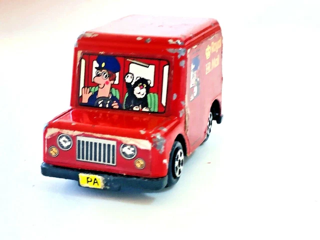 VINTAGE ERTL POSTMAN Pat Diecast Royal Mail Post Van red classic £9.50 ...