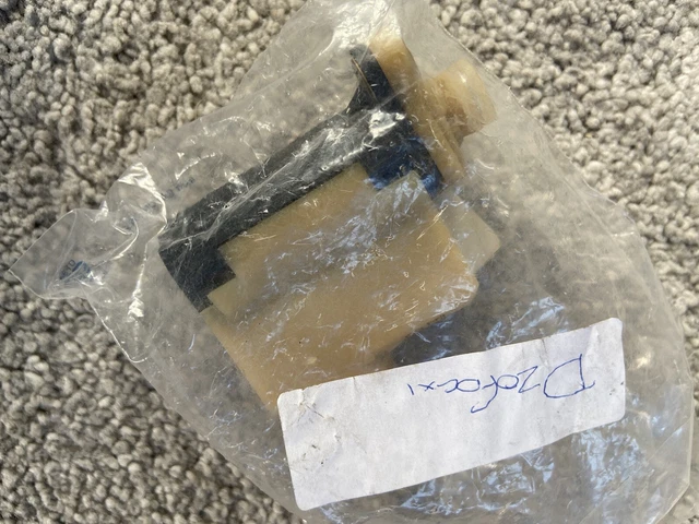 GENUINE FORD ESCORT Mk6 Fiesta Mk4 Gearbox Reversing Switch Ib5 1021795 ...