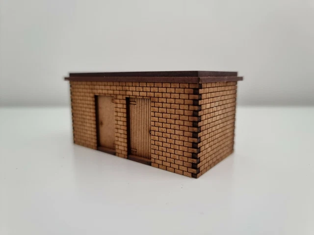 OO GAUGE MODEL Railway MDF Laser Cut Brick Station Platform Toilet ...