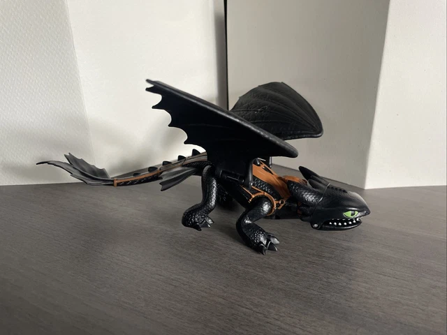 HOW TO TRAIN Your Dragon Toothless Night Fury Figure DreamWorks Toy ...