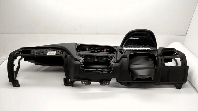TABLEAU DE BORD BMW 2 Coupe F22, F87 2.0 Diesel 105Kw 2014 26864620 EUR ...