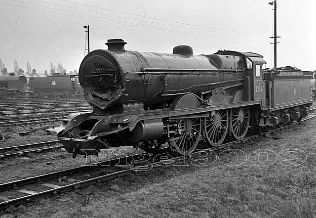 ORIGINAL LARGER 9 x 6cm B&W Negative of SR N15X 4-6-0 32327 Eastleigh ...
