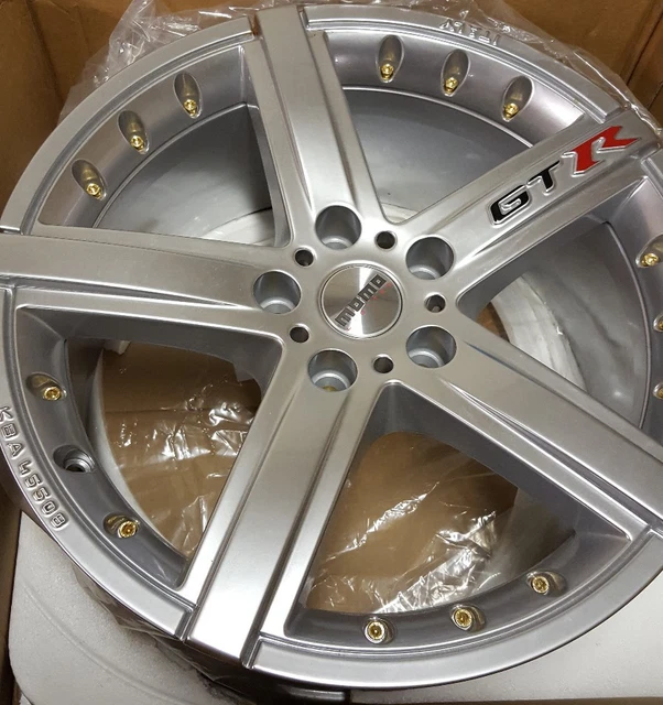 17& MOMO GTR Alloy wheel £30.00 - PicClick UK